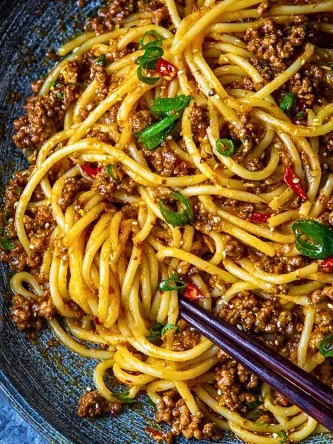 Asian-Style Ground Beef Spaghetti