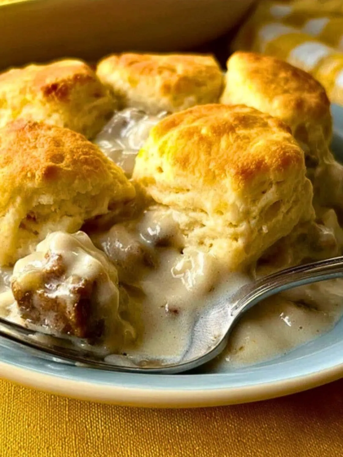 Lazy Biscuits & Gravy Breakfast Casserole